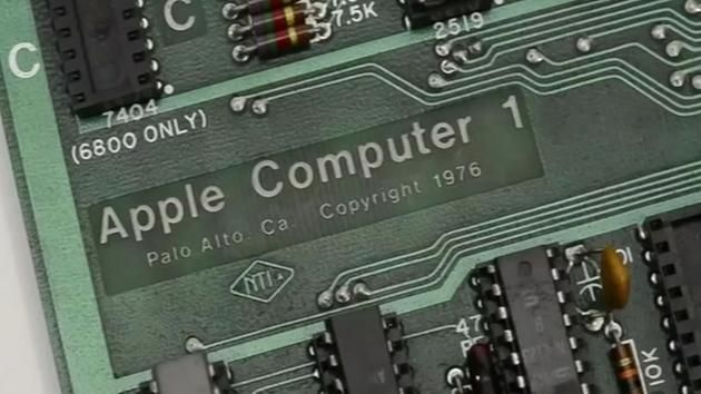 Recycling Center Looking For Woman Who Left Rare $200,000 Apple I ...